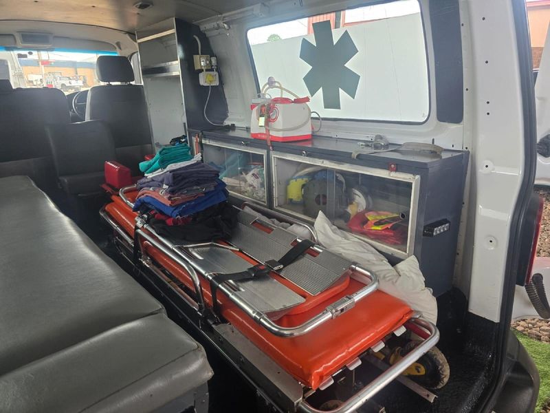Used Volkswagen Transporter 1.9TDI Ambulance Fully Spect!! for sale in ...