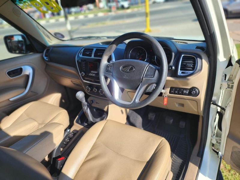 Used Mahindra TUV 300 1.5 TD 7-seat for sale in North West Province ...