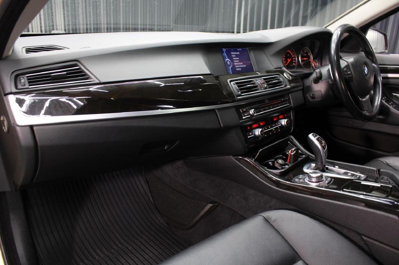 Used BMW 5 Series 530d Exclusive Auto for sale in Gauteng - Cars.co.za (ID::10233661)