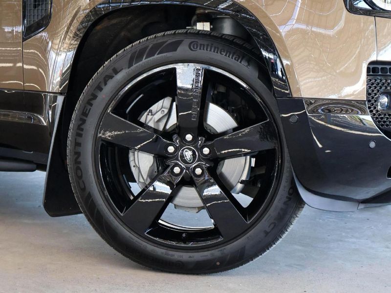 Used Land Rover Defender 110 D350 X-Dynamic HSE for sale in Gauteng ...