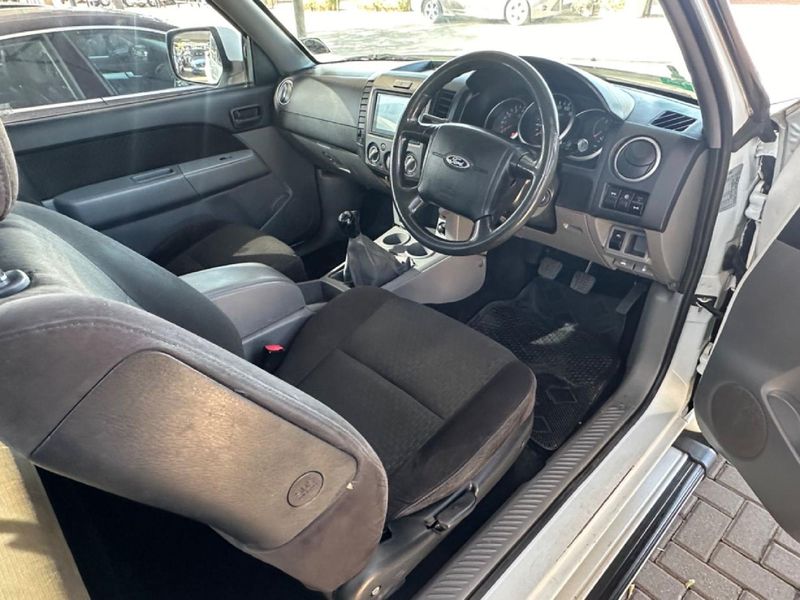 Used Ford Ranger 3.0 TDCi XLT 4x4 SuperCab for sale in Gauteng - Cars ...