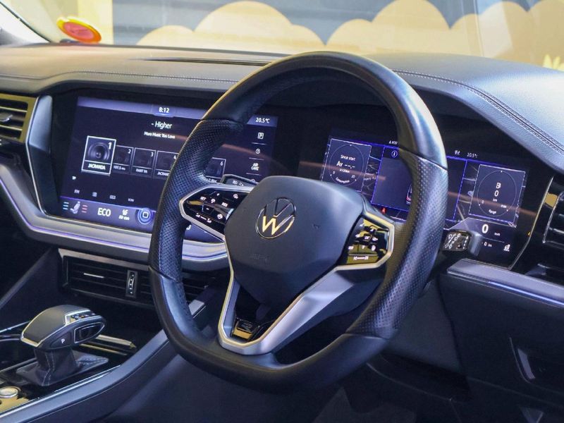 Used Volkswagen Touareg 3.0 TDI V6 Executive for sale in Gauteng - Cars ...