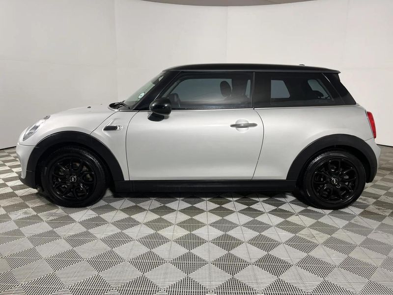 Used MINI Hatch Cooper 5-dr Auto for sale in Gauteng - Cars.co.za (ID ...