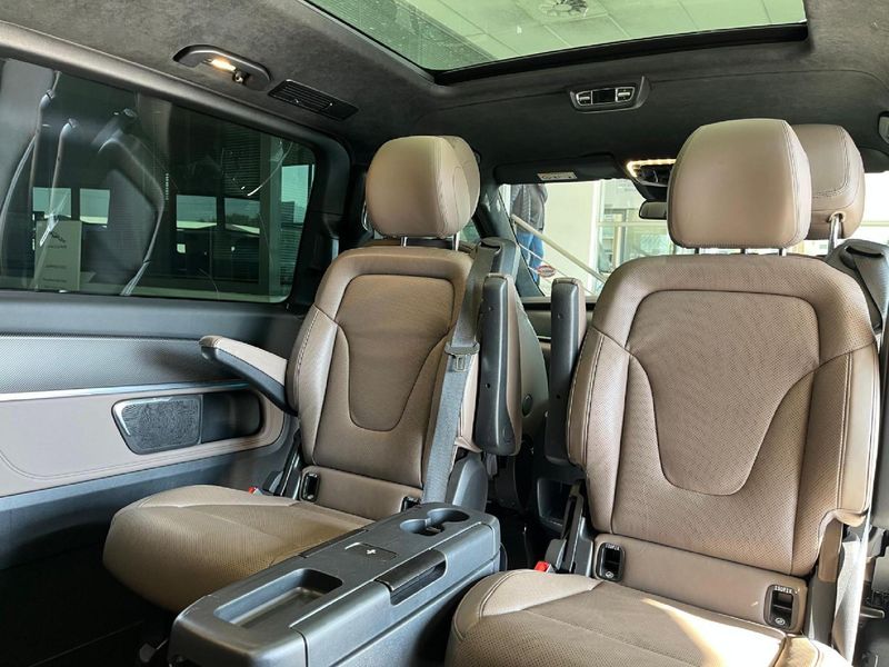 Used Mercedes-Benz V-Class V300d Exclusive AMG for sale in Kwazulu ...