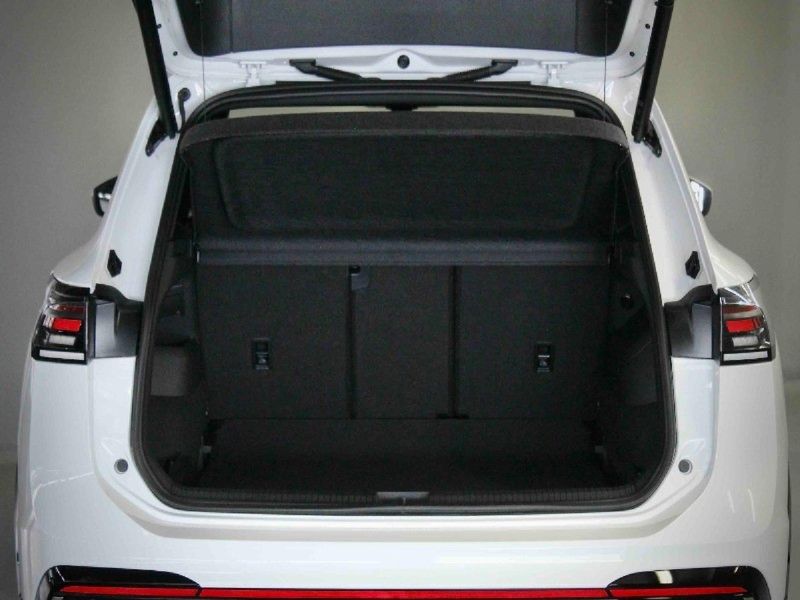 New Volkswagen Tiguan 2.0 TSI R-Line 4Motion Auto for sale in Western ...