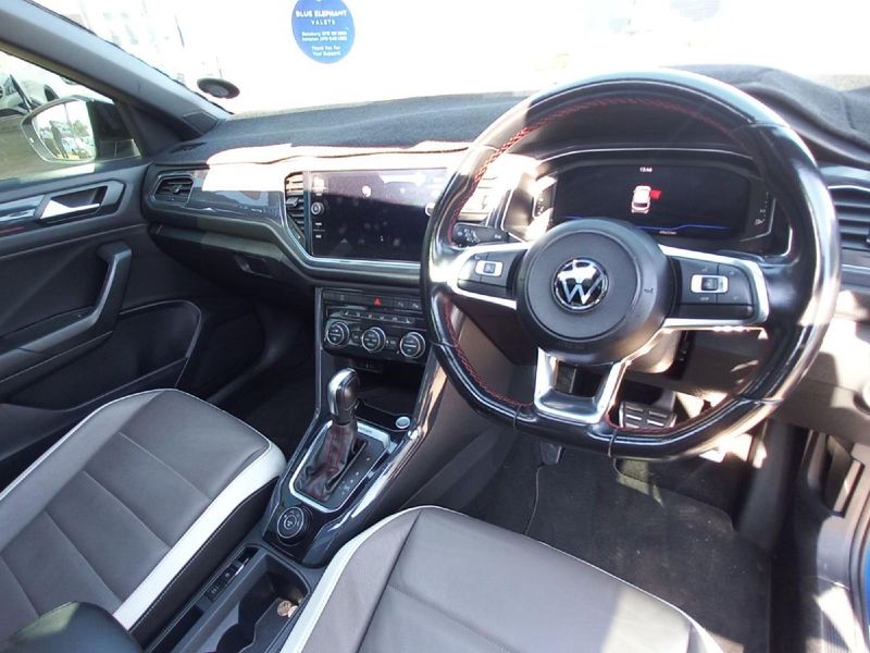 Used Volkswagen T-Roc 2.0 TSI 4Motion R-Line Auto for sale in Gauteng ...