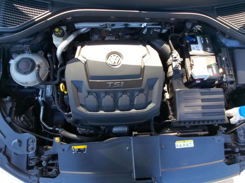 Used Volkswagen T-Roc 2.0 TSI 4Motion R-Line Auto for sale in Gauteng ...