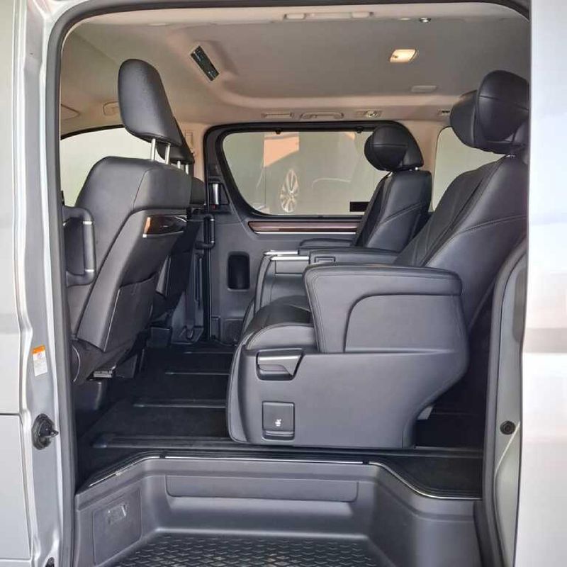 Used Toyota Quantum 2.8 VX 9-seat for sale in Gauteng - Cars.co.za (ID ...