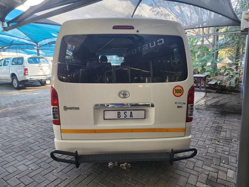 Used Toyota Quantum Quantum Bus 2.5D GL 10S for sale in Gauteng - Cars ...