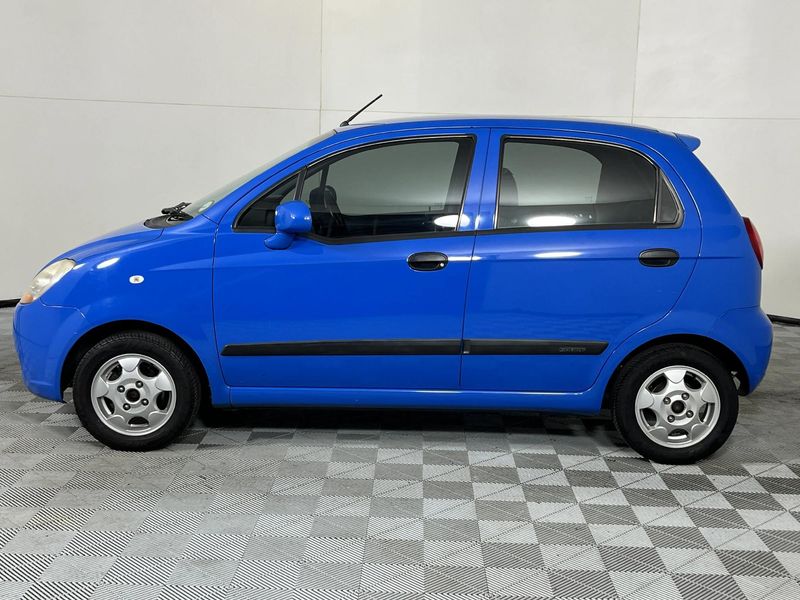 Used Chevrolet Spark LS for sale in Gauteng - Cars.co.za (ID::10263571)