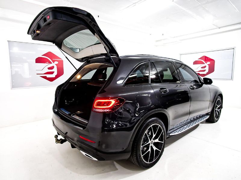 Used Mercedes-Benz GLC 300d 4Matic AMG Line for sale in Gauteng - Cars ...