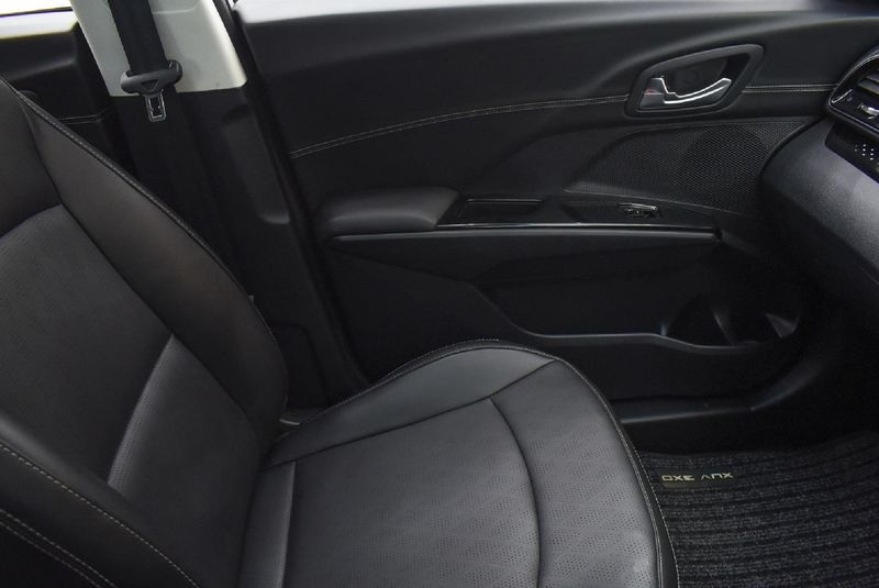 Used Mahindra XUV 3XO 1.2T AX5 for sale in Gauteng - Cars.co.za (ID ...