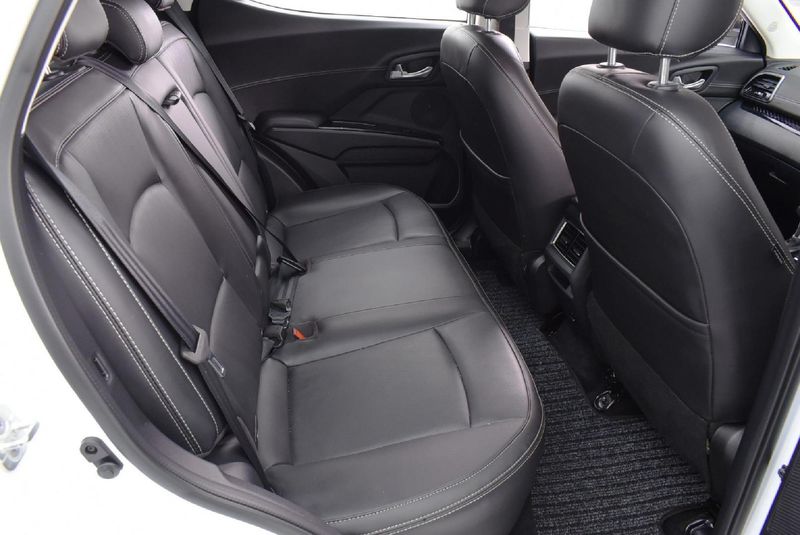 Used Mahindra XUV 3XO 1.2T AX5 for sale in Gauteng - Cars.co.za (ID ...