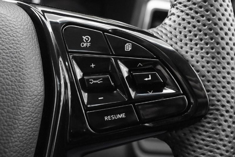 Used Mahindra XUV 3XO 1.2T AX5 for sale in Gauteng - Cars.co.za (ID ...