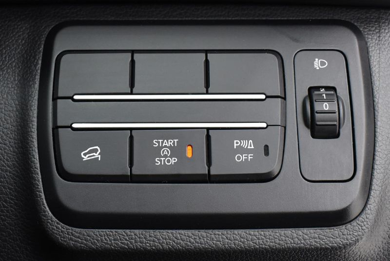 Used Mahindra XUV 3XO 1.2T AX5 for sale in Gauteng - Cars.co.za (ID ...