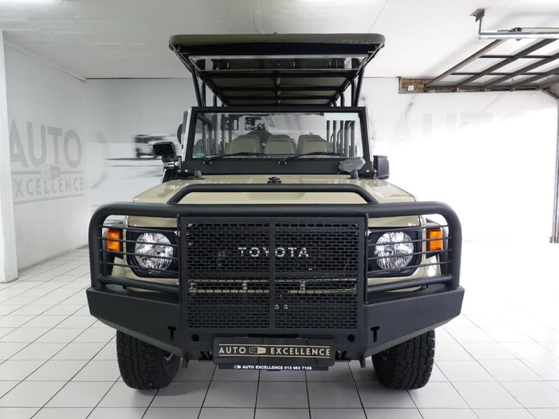 Used Toyota Land Cruiser 79 Game Viewer V8 Diesel for sale in Gauteng ...