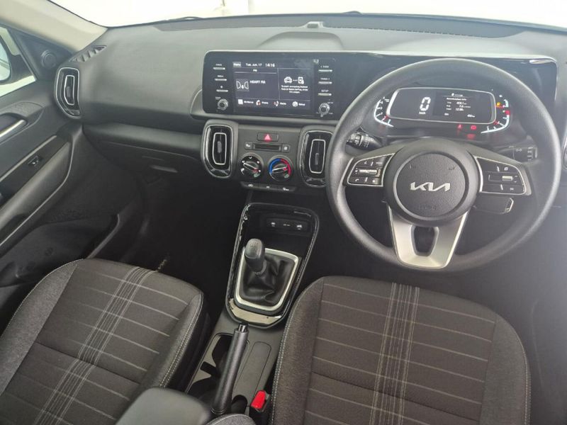 Used Kia Sonet 1.5 LS Runner Panel Van for sale in Western Cape - Cars ...