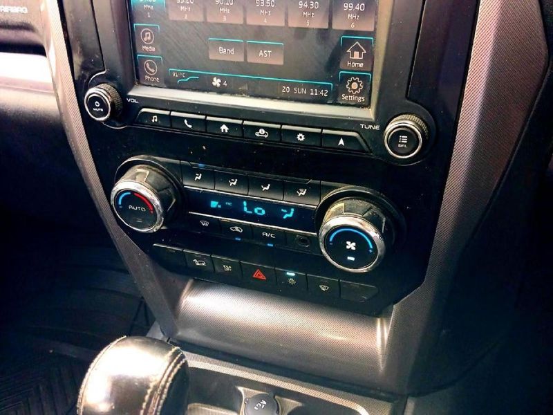 Used Mahindra Pik Up 2.2 mHawk S11 Auto Double-Cab-ONLY 72 OOO KMS-FSH ...