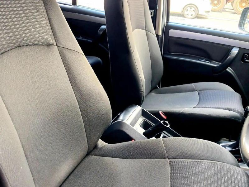 Used Mahindra Pik Up 2.2 mHawk S11 Auto Double-Cab-ONLY 72 OOO KMS-FSH ...