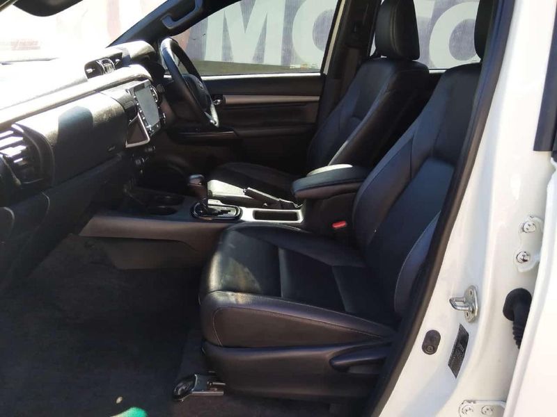 Used Toyota Hilux 2.8 GD-6 RB Legend RS Auto Double-Cab (mHev) for sale ...