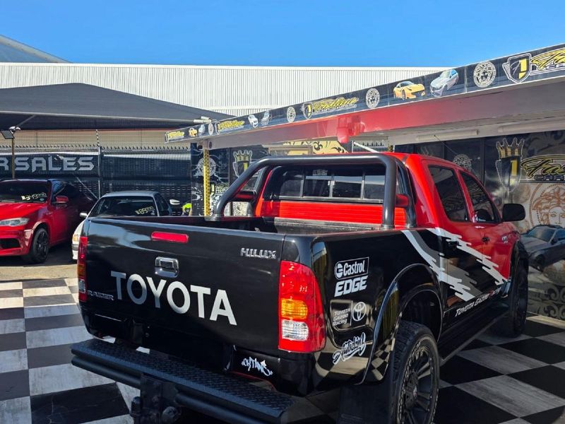 Used Toyota Hilux TOYOTA HILUX LEXUS V8 ( MAN) DOUBLE CAB HI-RIDER for ...