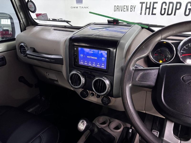 Used Mahindra Thar 2.5 CRDe 4x4 Soft-Top for sale in Gauteng - Cars.co ...
