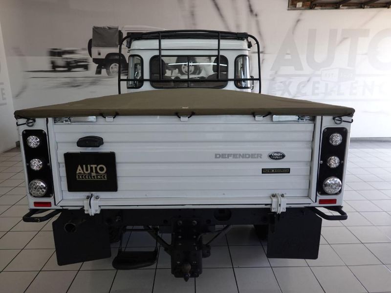 Used Land Rover Defender 110 2.2D Single-Cab for sale in Gauteng - Cars ...