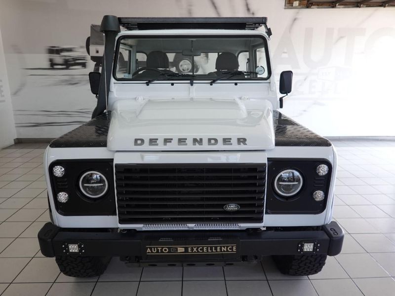 Used Land Rover Defender 110 2.2D Single-Cab for sale in Gauteng - Cars ...