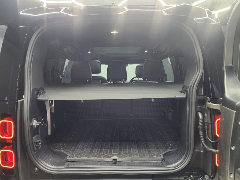 Used Land Rover Defender 110 D350 X-Dynamic HSE for sale in Gauteng ...