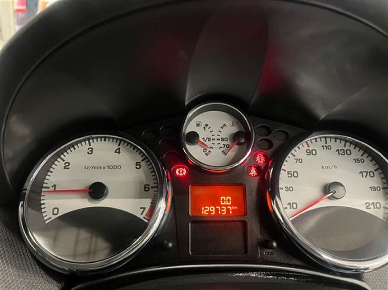 Used Peugeot 207 1.6 VTi Dynamic for sale in Gauteng - Cars.co.za (ID::10308222)