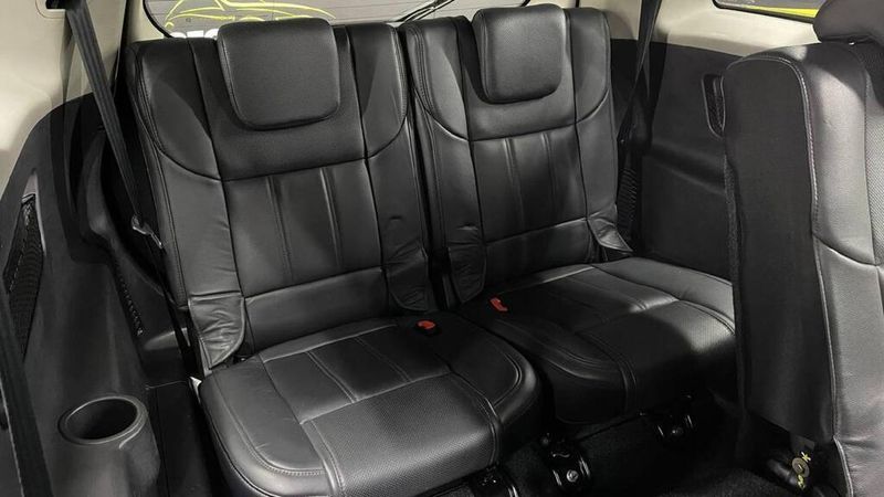 Used Mahindra XUV 500 2.2D mHawk 7-seat W10 Auto for sale in Gauteng ...