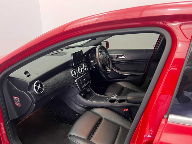 Used Mercedes-Benz A-Class A 200d Style for sale in Gauteng - Cars.co ...