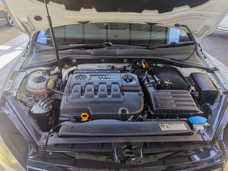 Used Volkswagen Golf VII 2.0 TDI Highline Auto FSH for sale in Gauteng ...