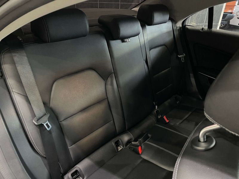 Used Mercedes-Benz CLA 200 Auto for sale in Gauteng - Cars.co.za (ID ...