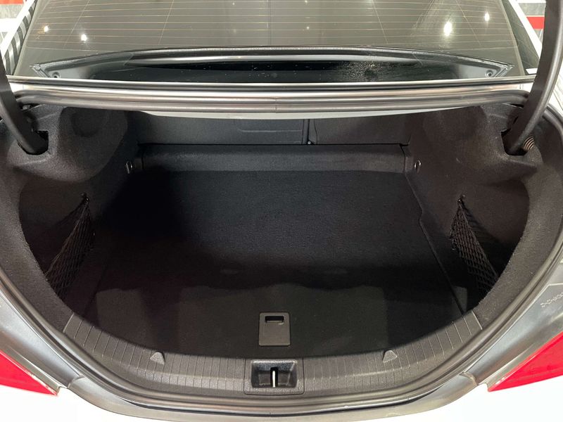 Used Mercedes-Benz CLA 200 Auto for sale in Gauteng - Cars.co.za (ID ...