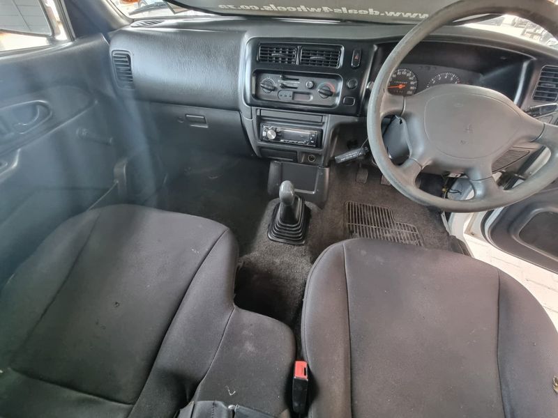 Used Mitsubishi Colt 2000 LWB Single-Cab for sale in - Cars.co.za (ID ...