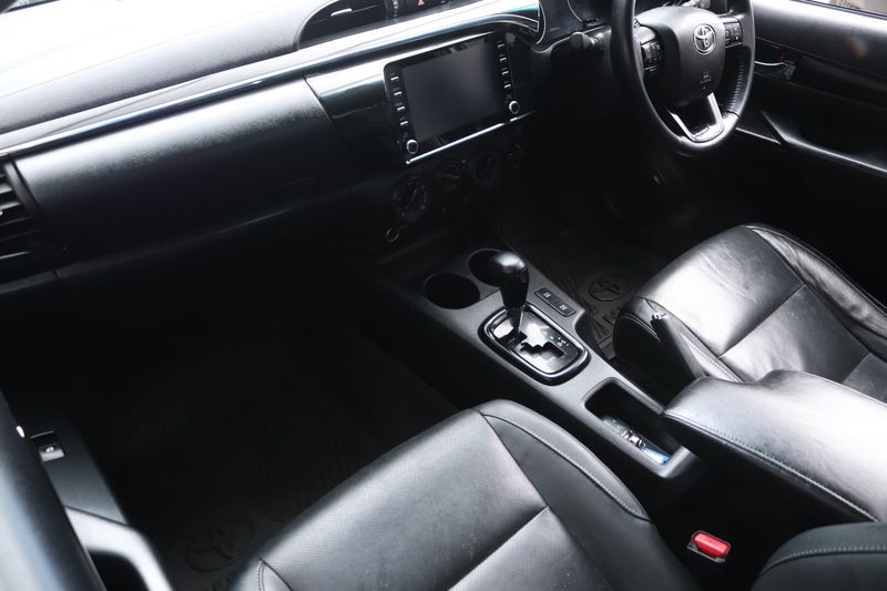 Used Toyota Hilux Legend 50 for sale in - Cars.co.za (ID::10330144)