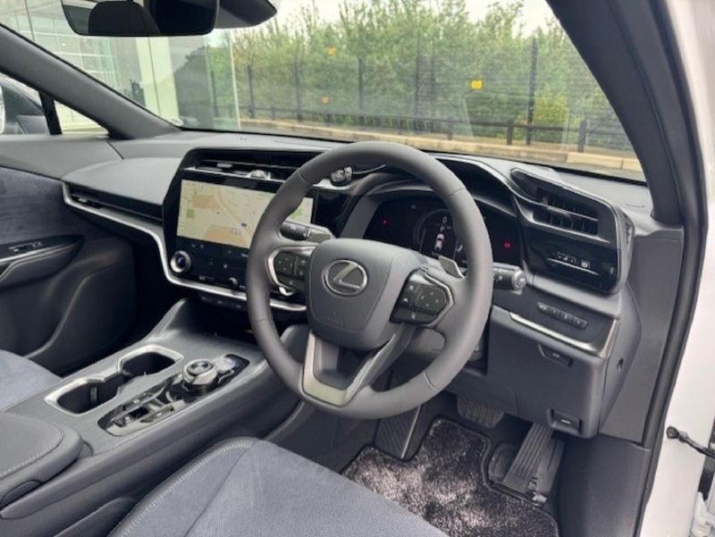 New Lexus RZ 450E SE for sale in Gauteng - Cars.co.za (ID::10361288)