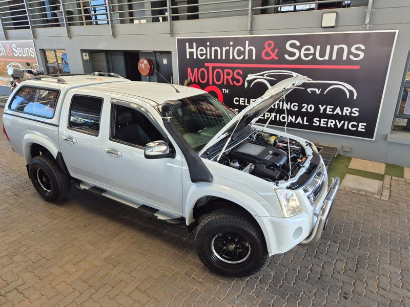 Used Isuzu KB 300 D-Teq LX Auto Double-Cab for sale in Gauteng - Cars ...