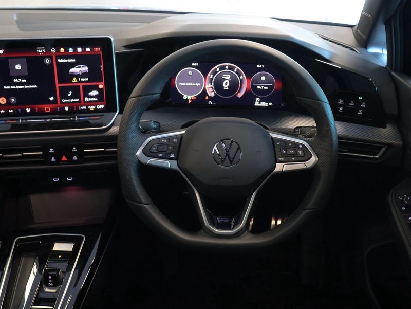 Used Volkswagen Golf GOLF R-LINE PLUS 1.4 TSI 110 KW 8-SPEED TIPTRONIC ...