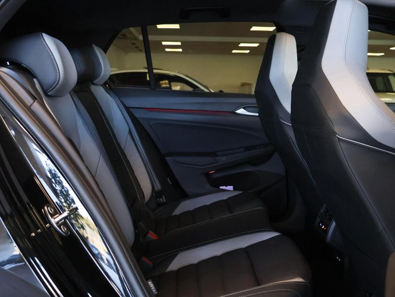 Used Volkswagen Golf GOLF R-LINE PLUS 1.4 TSI 110 KW 8-SPEED TIPTRONIC ...