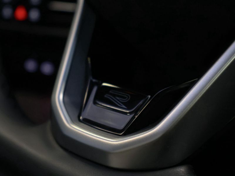 Used Volkswagen Golf GOLF R-LINE PLUS 1.4 TSI 110 KW 8-SPEED TIPTRONIC ...