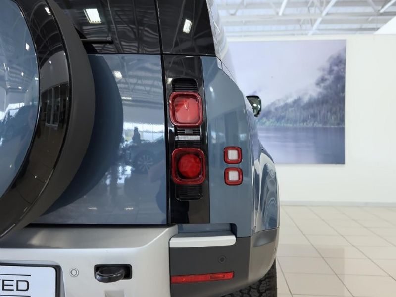 Used Land Rover Defender 90 D250 S for sale in Kwazulu Natal - Cars.co ...