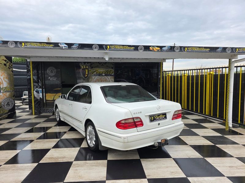 Used Mercedes-Benz E-Class 2001 MERCEDES BENZ E240 ELEGANCE AUTO - for sale in Kwazulu Natal ...