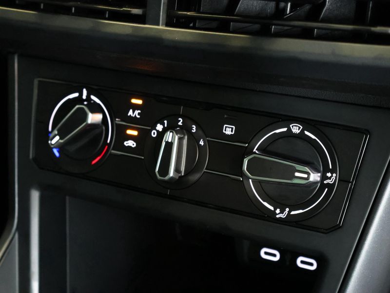 Used Volkswagen Polo POLO PA 1.0 TSI 70KW MAN 5DR for sale in Gauteng ...