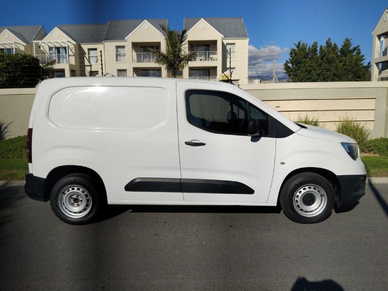 Used Opel Combo Cargo 1.6 TD Panel Van for sale in Western Cape - Cars ...