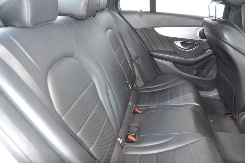Used Mercedes-Benz C-Class C 200 AMG Line Auto for sale in Gauteng ...