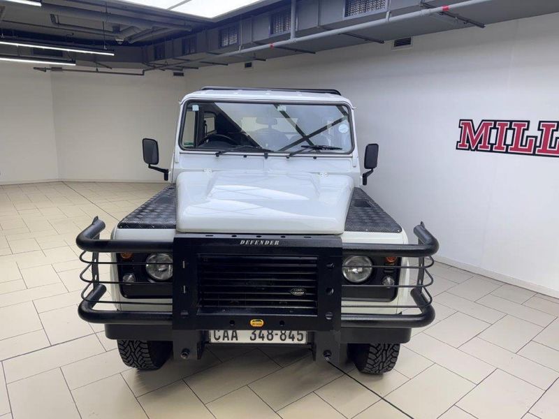 Used Land Rover Defender 90 2.2D LE Single-Cab for sale in Western Cape ...