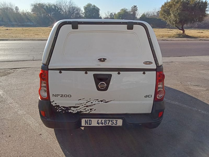 Used Nissan NP200 1.5 dCi Safety Pack for sale in Gauteng - Cars.co.za ...