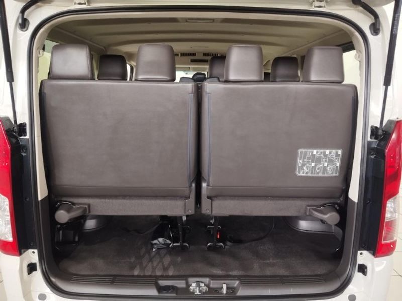 Used Toyota Quantum 2.8 GL 11-seat for sale in Gauteng - Cars.co.za (ID ...